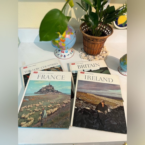 LIFE | Accents | Vintage Life World Library Books Set Of 4 | Poshmark
